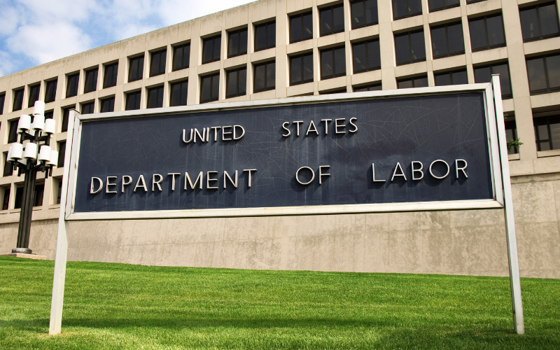 What Do Salaried Workers in NJ Need to Know About the New Overtime Rule?